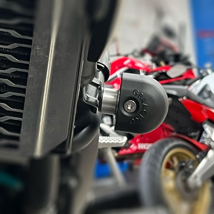 GBRacing XL Bullet Frame Sliders for Honda CB650R – Motorcycle Race Gear